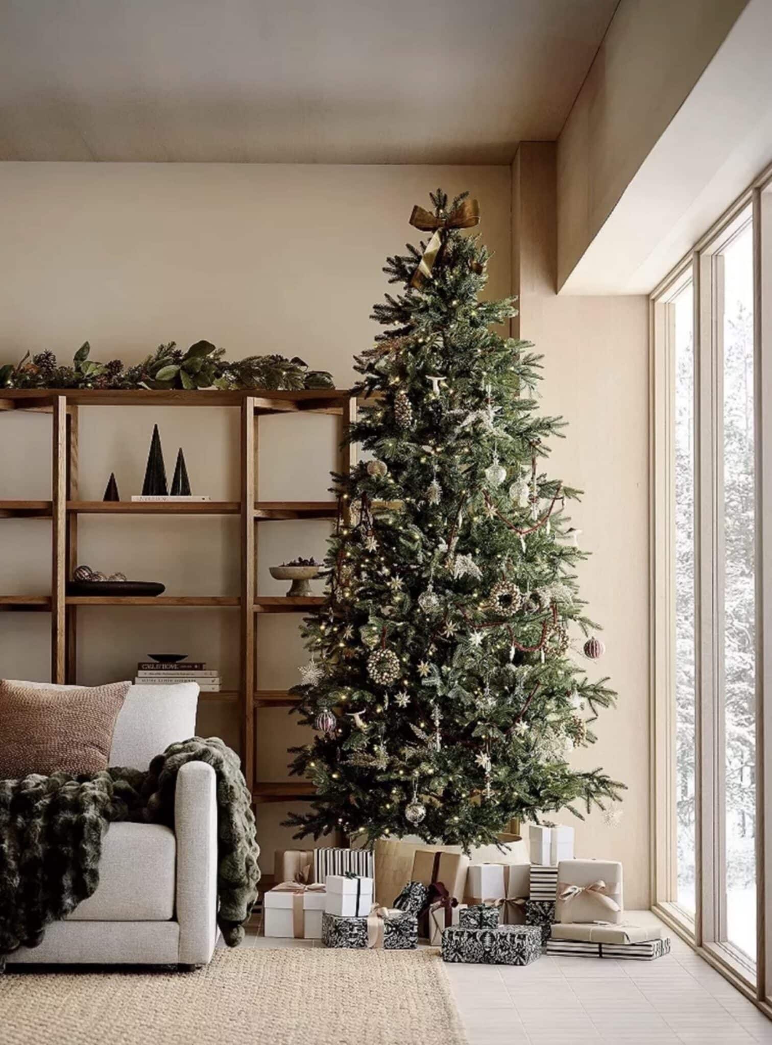 2025 Christmas Tree Trends — Expert Design Advice - Setting For Four ...